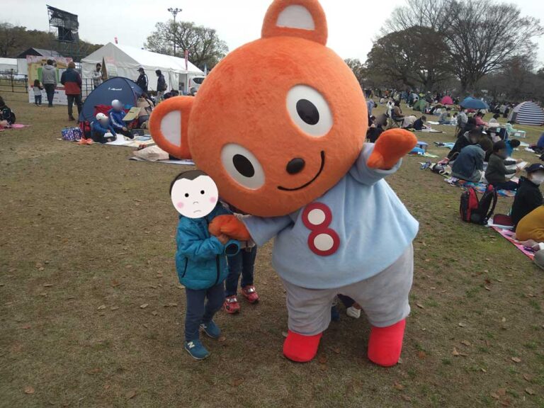 才能あり？】8歳娘、『春のこどもスケッチ大会』（くまもと花博開催記念 第53回 TKU・NTT西日本 熊本支店 春のこどもスケッチ大会）で画才を発揮する」くまとR子の子育て日記（566日目 ...